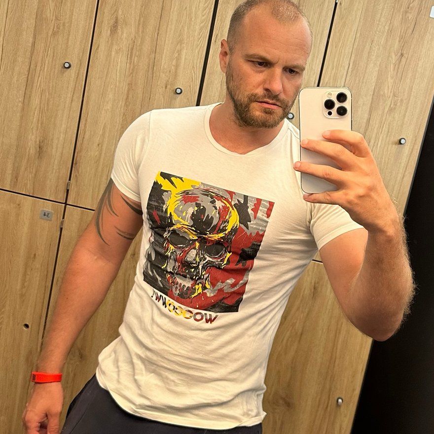 Niko Grey - Official Page @nicogrey